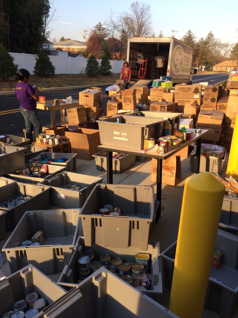 Food Drives | Manna on Main Street